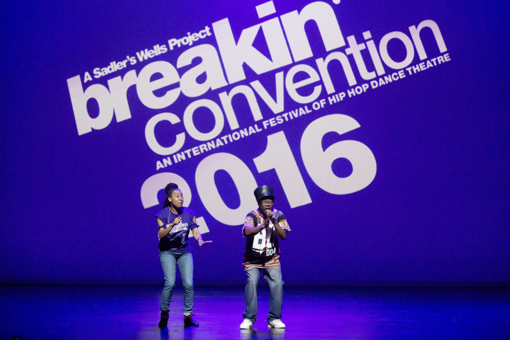 stage shot Belinda, jonzi and Jacqui - I Am Hip-Hop Magazine